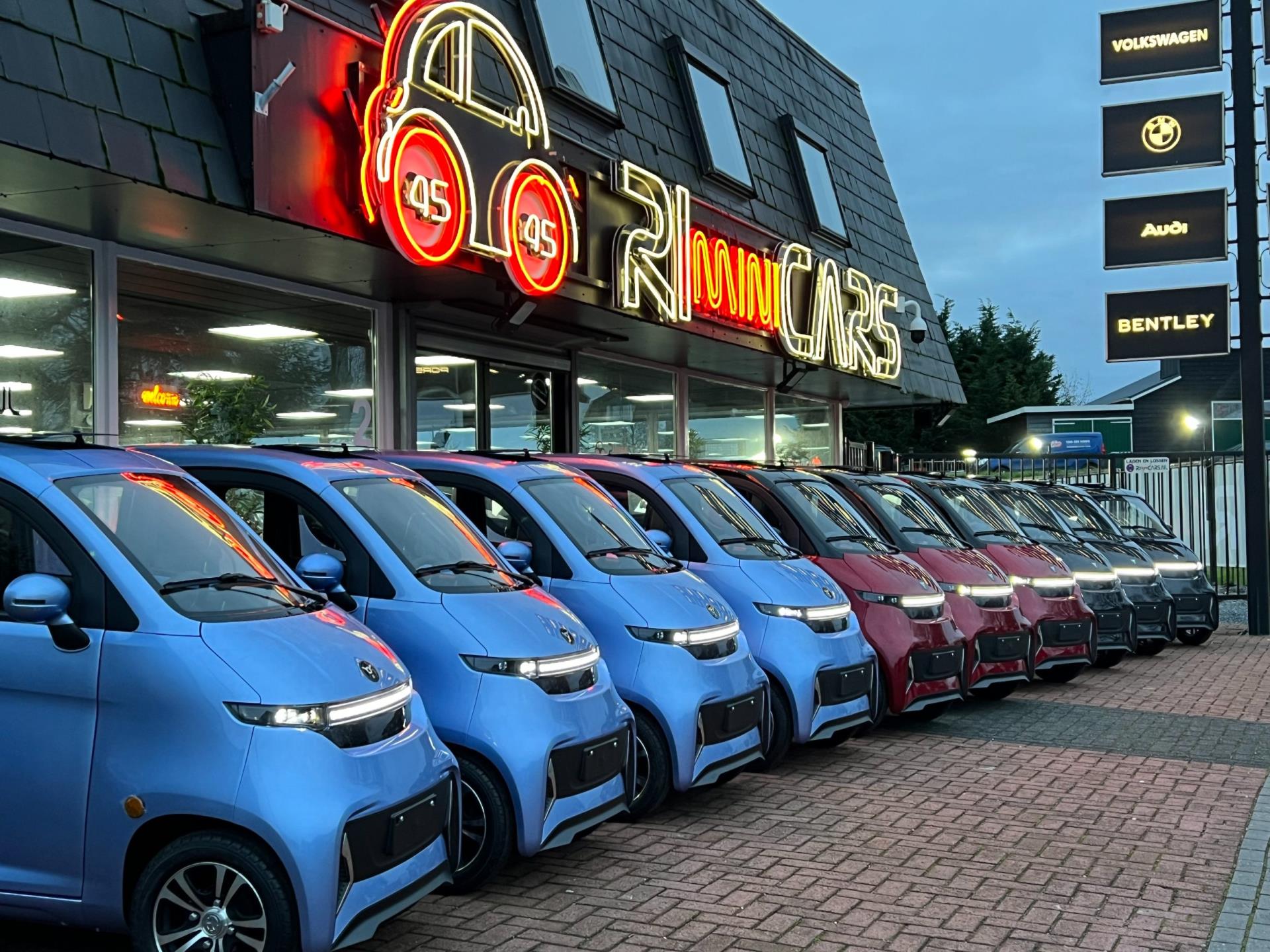 Zonder rijbewijs autorijden! IVA Citycar Brommobiel | Rijbewijsvrij ...